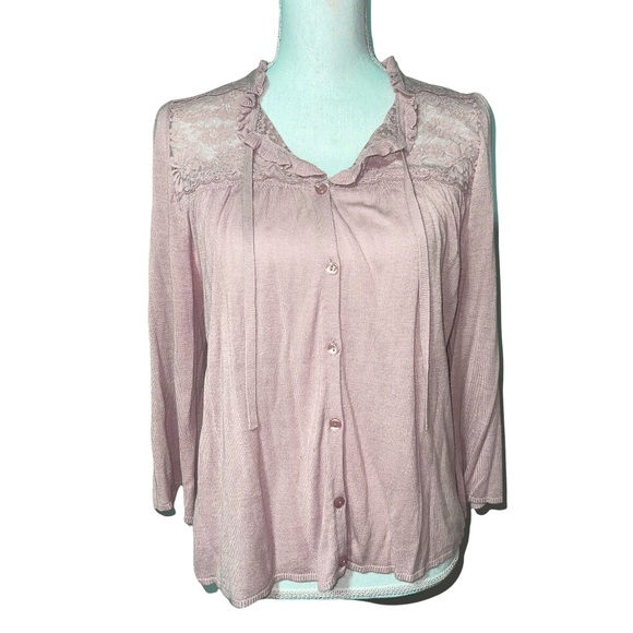Frenchi | Tops | Romantic Lightweight Lace Shoulder Retro Romantic Top ...